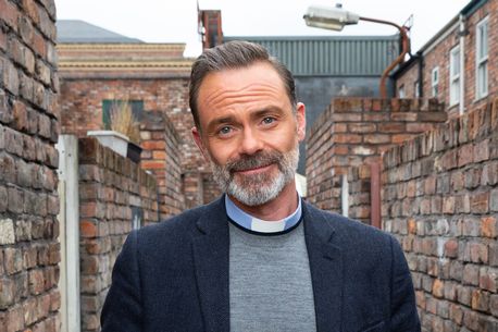 Corrie Billy’s new lover ‘revealed’ after Paul death – but actor has ...