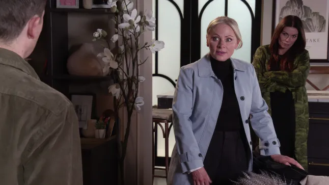 Lisa makes another dramatic arrest in Coronation Street – Daily News